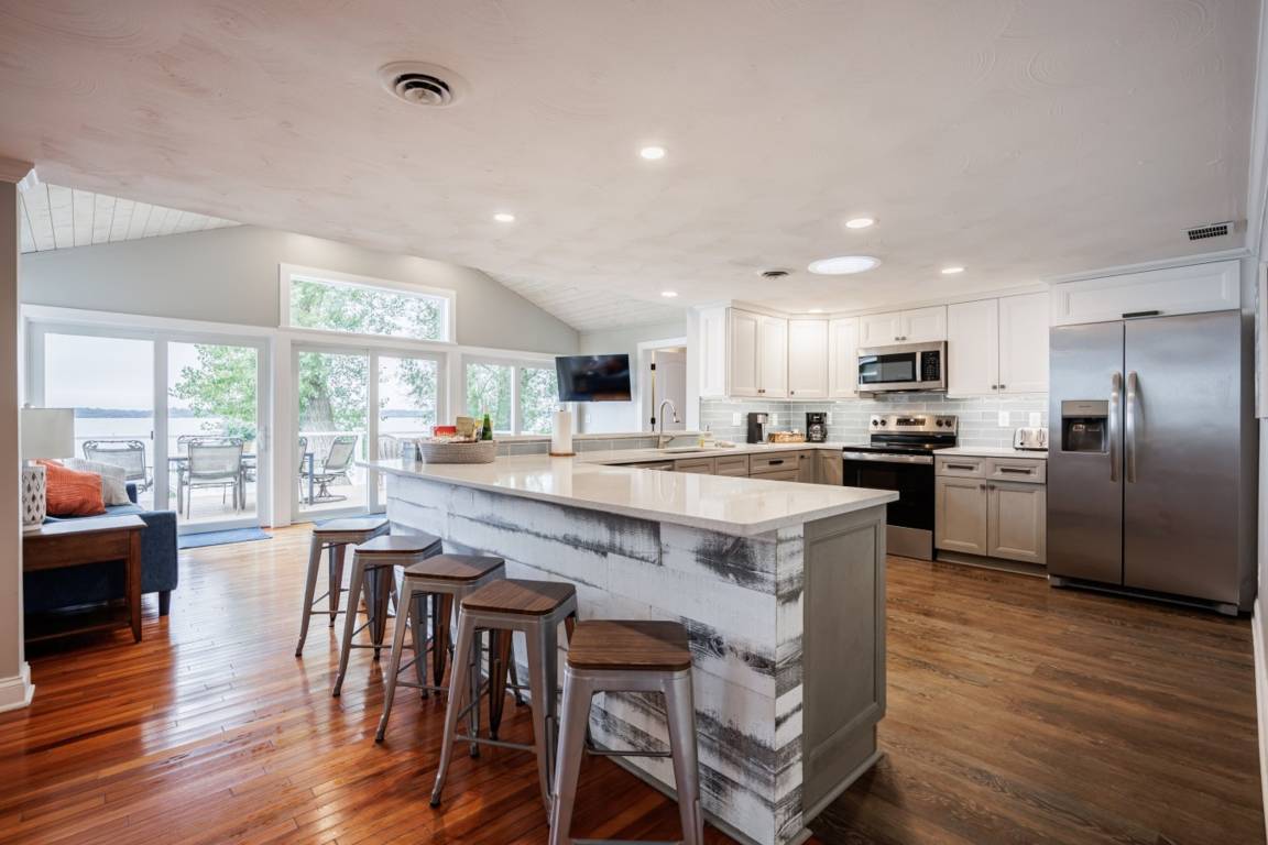380 M² Apartment ∙ 8 Bedrooms ∙ 24 Guests - Cayuga Lake State Park, Seneca Falls