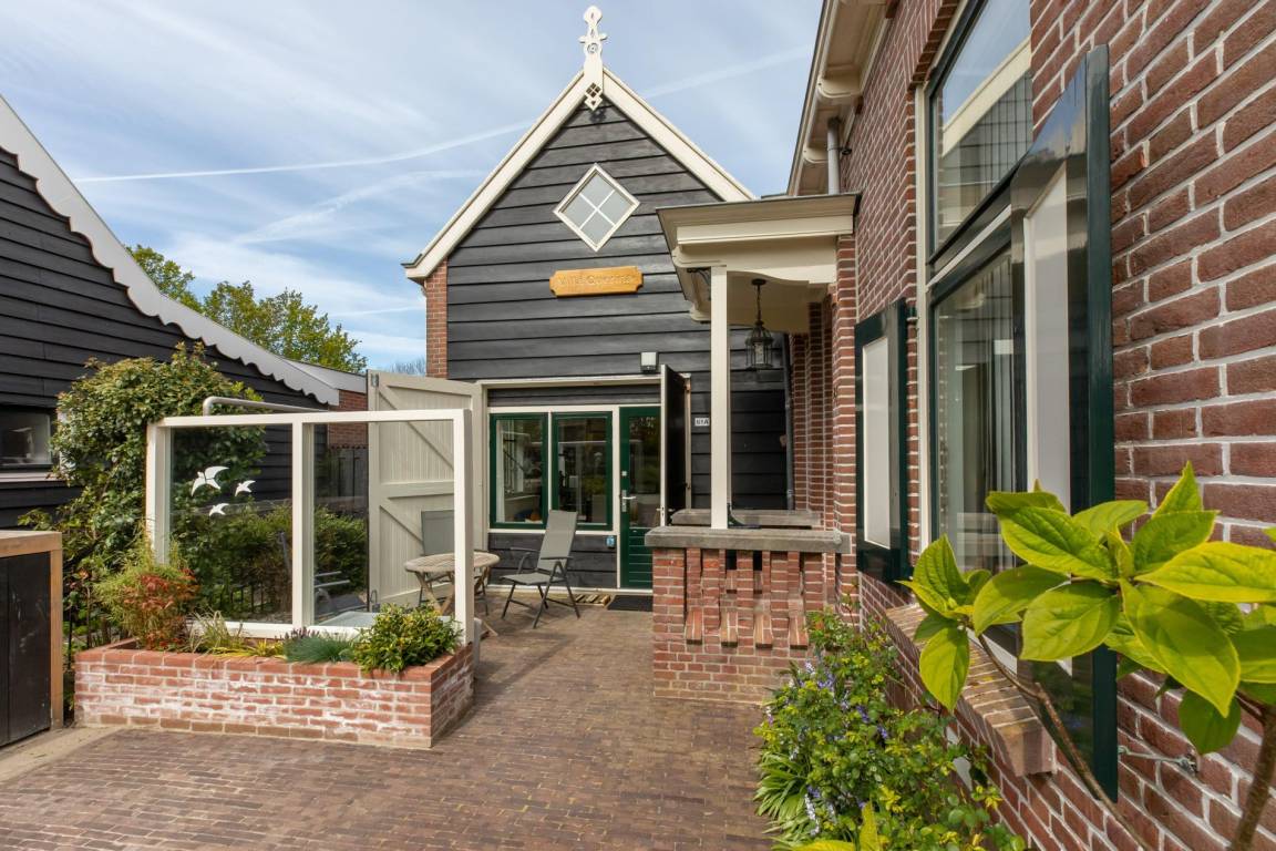 63 M² House ∙ 2 Bedrooms ∙ 5 Guests - Vlissingen