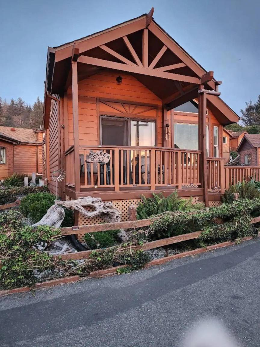 50 M² Apartment ∙ 2 Bedrooms ∙ 4 Guests - Brookings, OR