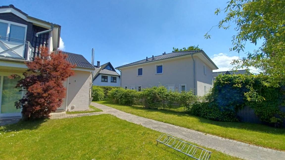 80 M² Ferienhaus ∙ 3 Schlafzimmer ∙ 6 Gäste - Zingst