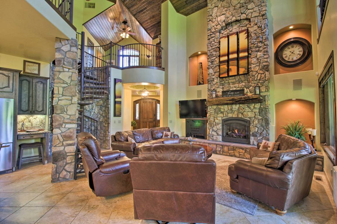 384 M² House ∙ 4 Bedrooms ∙ 13 Guests - Pinetop-Lakeside, AZ