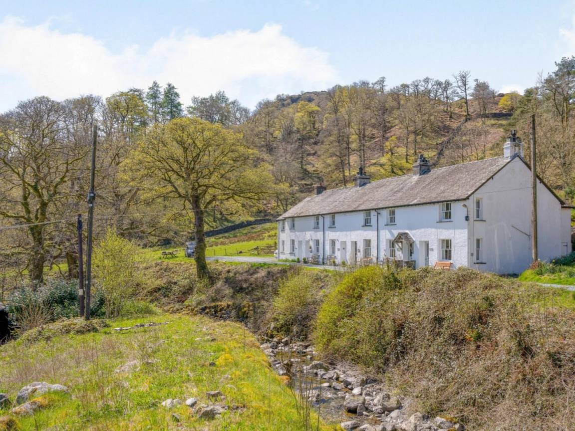 Cottage ∙ 3 Bedrooms ∙ 5 Guests - Borrowdale