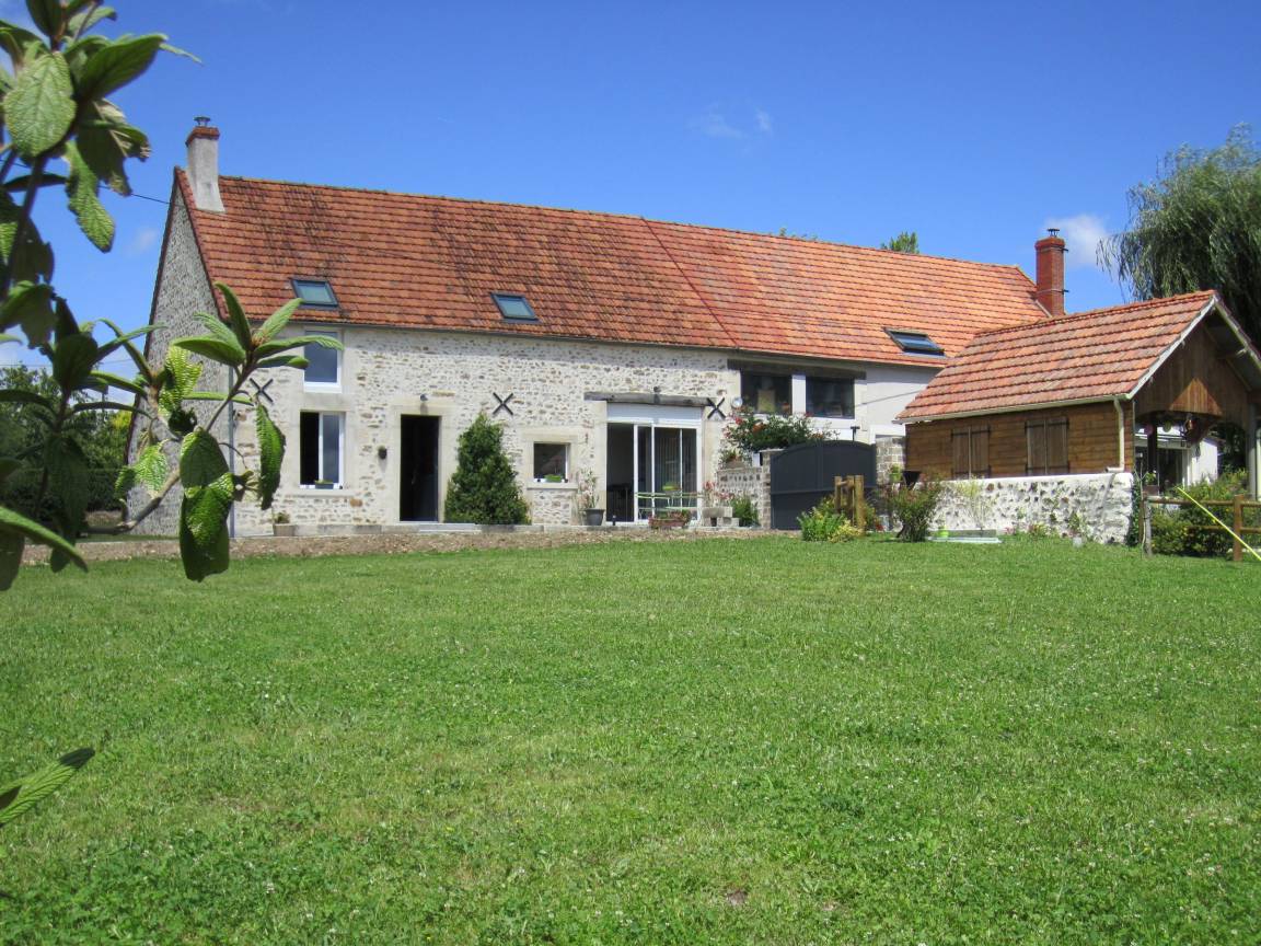140 M² Cottage ∙ 4 Chambres ∙ 11 Personnes - Indre