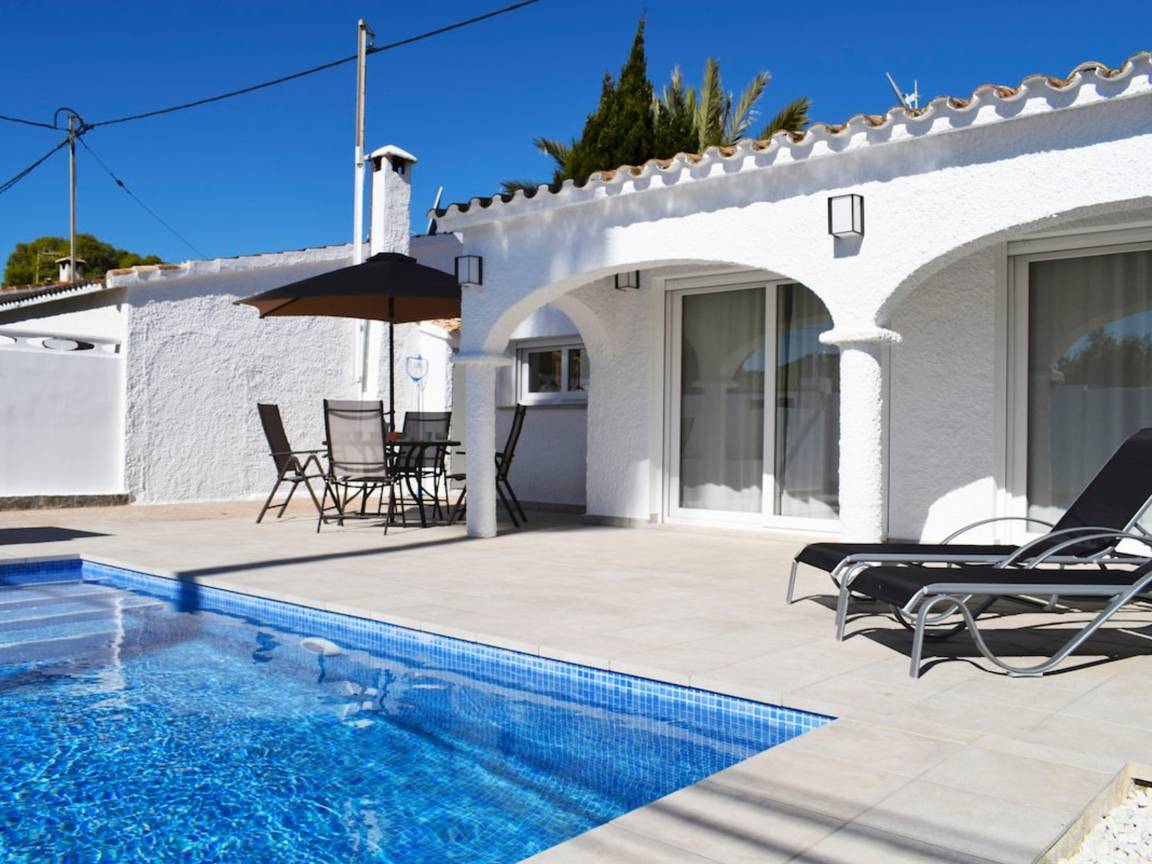 96 M² Villa ∙ 3 Slaapkamers ∙ 6 Gasten - Dénia