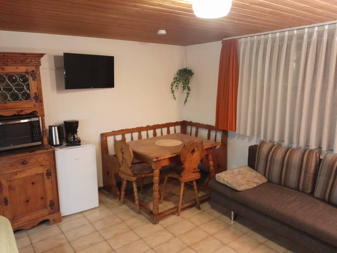 30 M² Ferienwohnung ∙ 4 Gäste - Laufen