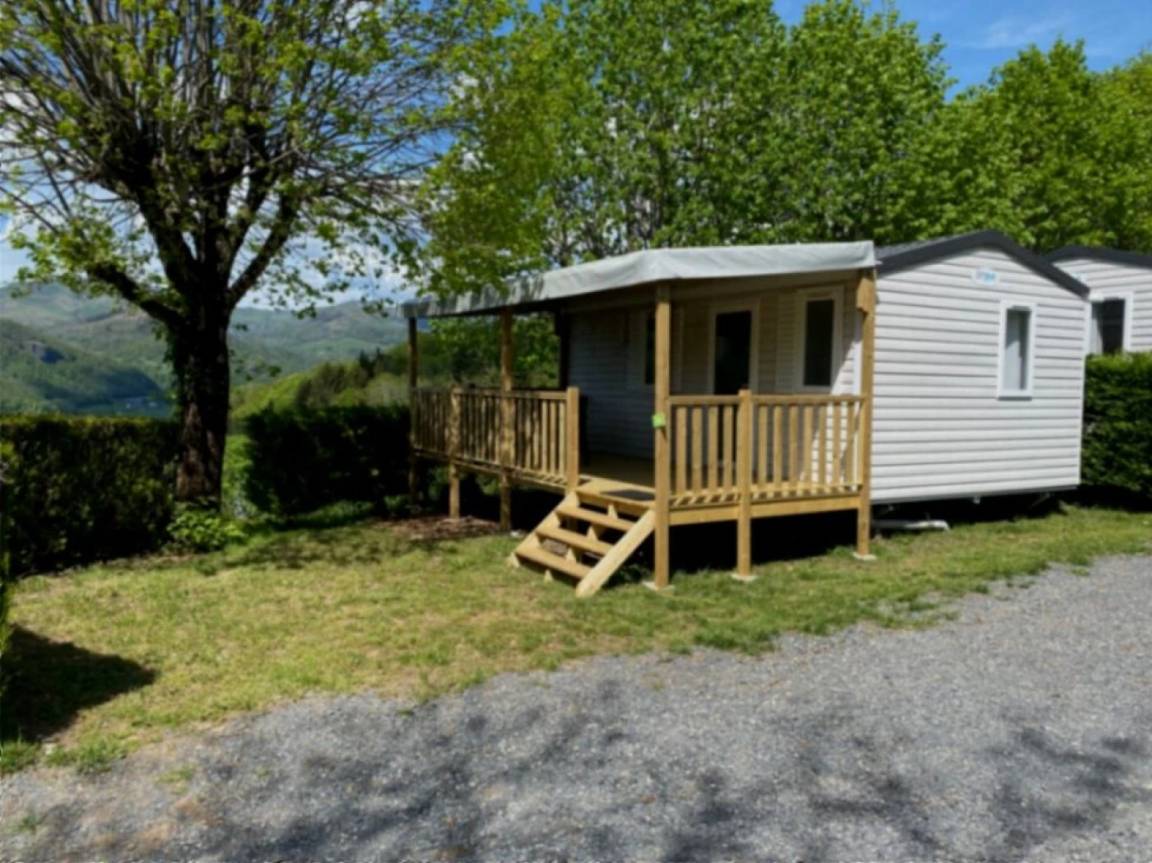 24 M² Camping ∙ 2 Chambres ∙ 4 Personnes - Vic-sur-Cère