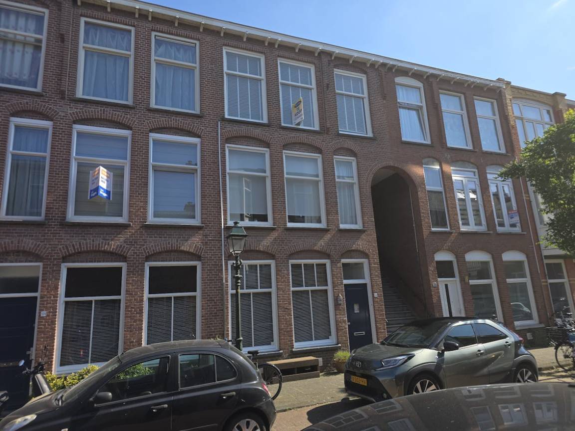 75 M² Apartment ∙ 3 Bedrooms ∙ 3 Guests - The Hague
