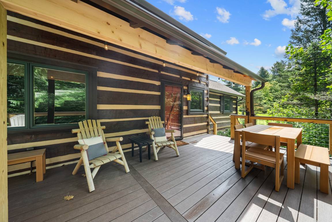 Cabin ∙ 2 Bedrooms ∙ 6 Guests - Boone, NC