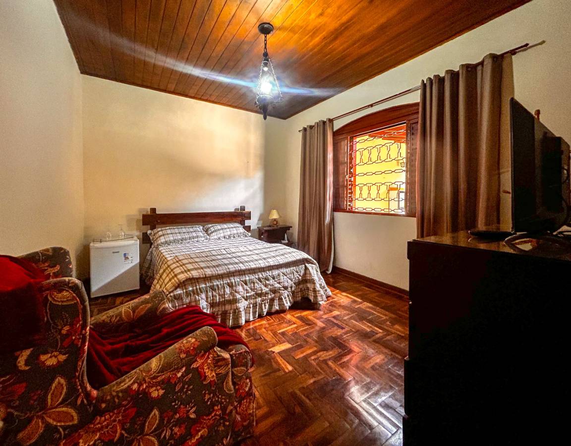 50 M² Casa ∙ 1 Quarto ∙ 2 Hóspedes - Campos do Jordão