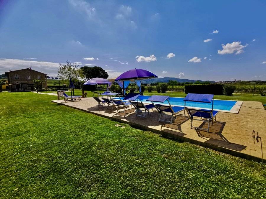 75 M² Longère ∙ 1 Chambre ∙ 3 Personnes - Pérouse