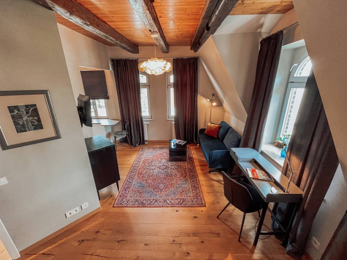 55 M² Ferienwohnung ∙ 1 Schlafzimmer ∙ 3 Gäste - Zwickau
