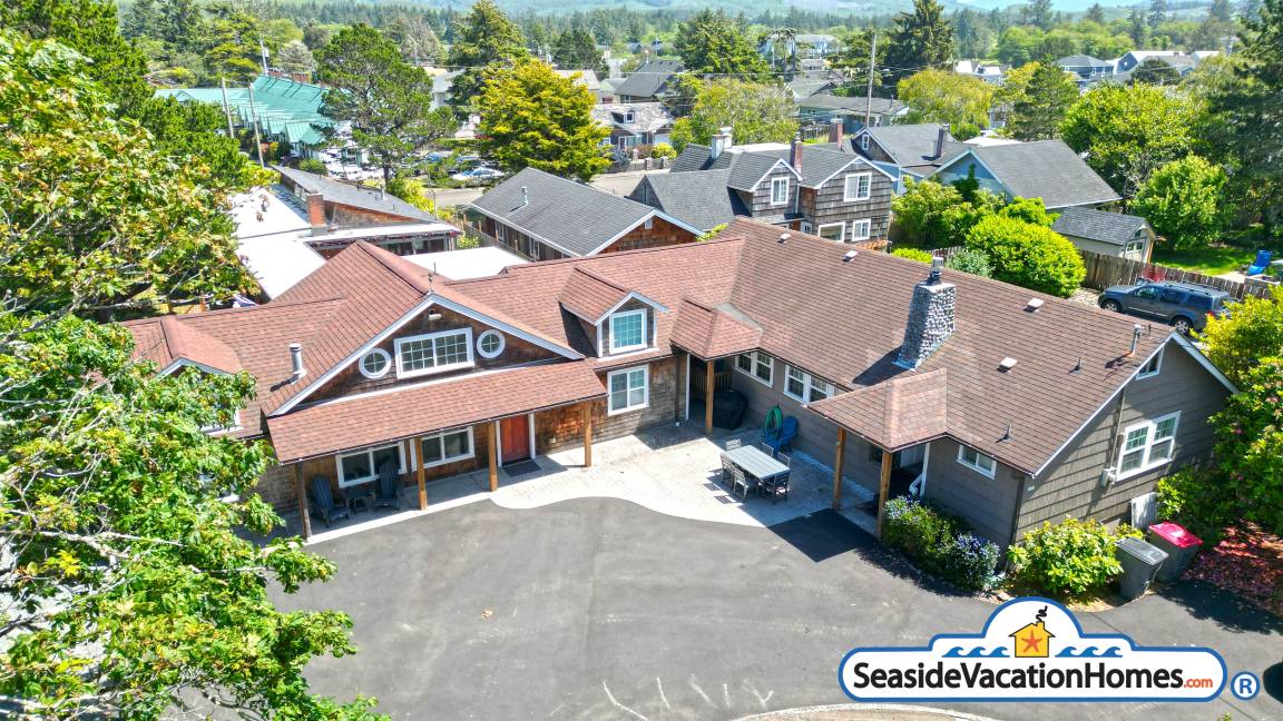 204 M² House ∙ 4 Bedrooms ∙ 10 Guests - Seaside, OR