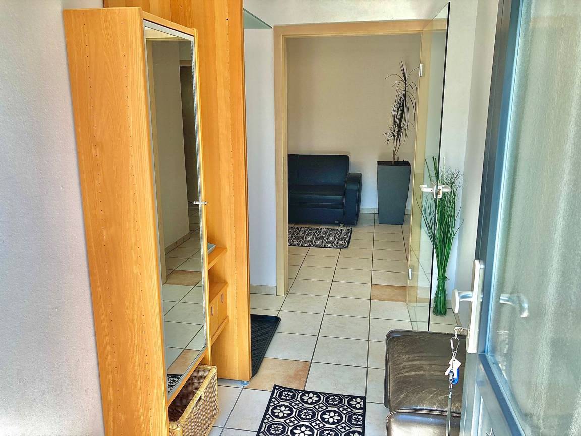 85 M² Ferienwohnung ∙ 2 Schlafzimmer ∙ 6 Gäste - Tauberbischofsheim
