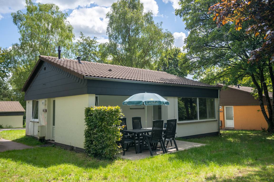 62 M² Bungalow ∙ 3 Bedrooms ∙ 6 Guests - Saarburg