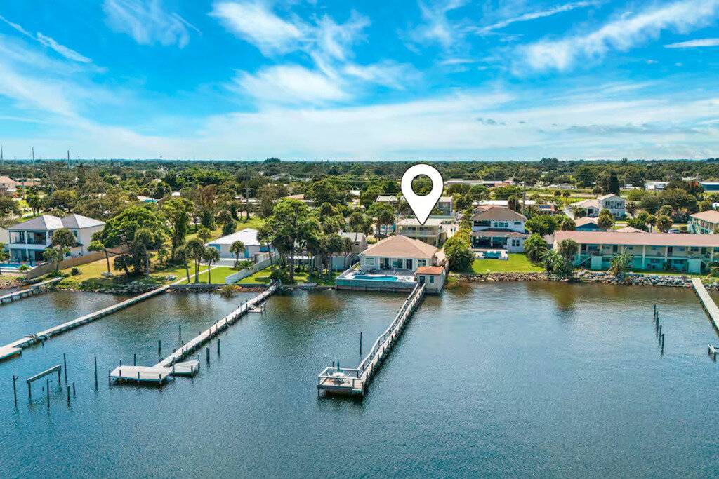 House ∙ 1 Bedroom ∙ 4 Guests - Satellite Beach, FL