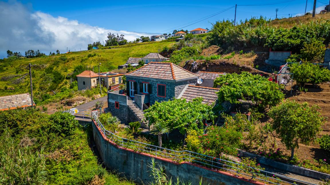 40 M² Casa Rural ∙ 2 Habitaciones ∙ 4 Huéspedes - Porto Moniz