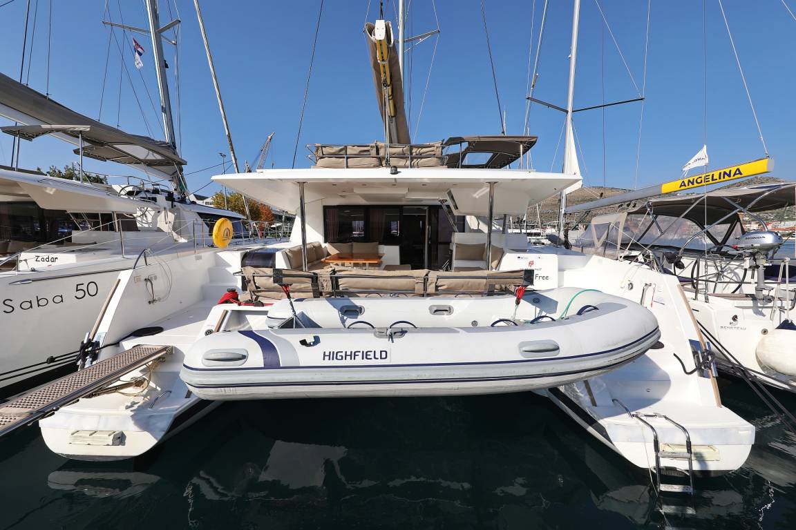 Hausboot ∙ 6 Schlafzimmer ∙ 12 Gäste - Kroatien