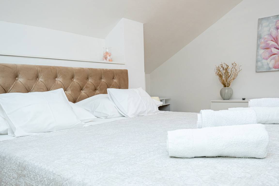 107 M² House ∙ 3 Bedrooms ∙ 8 Guests - Zadar