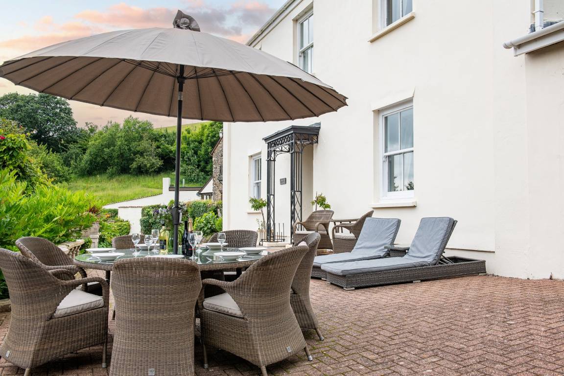 350 M² Cottage ∙ 5 Bedrooms ∙ 11 Guests - Combe Martin Bay