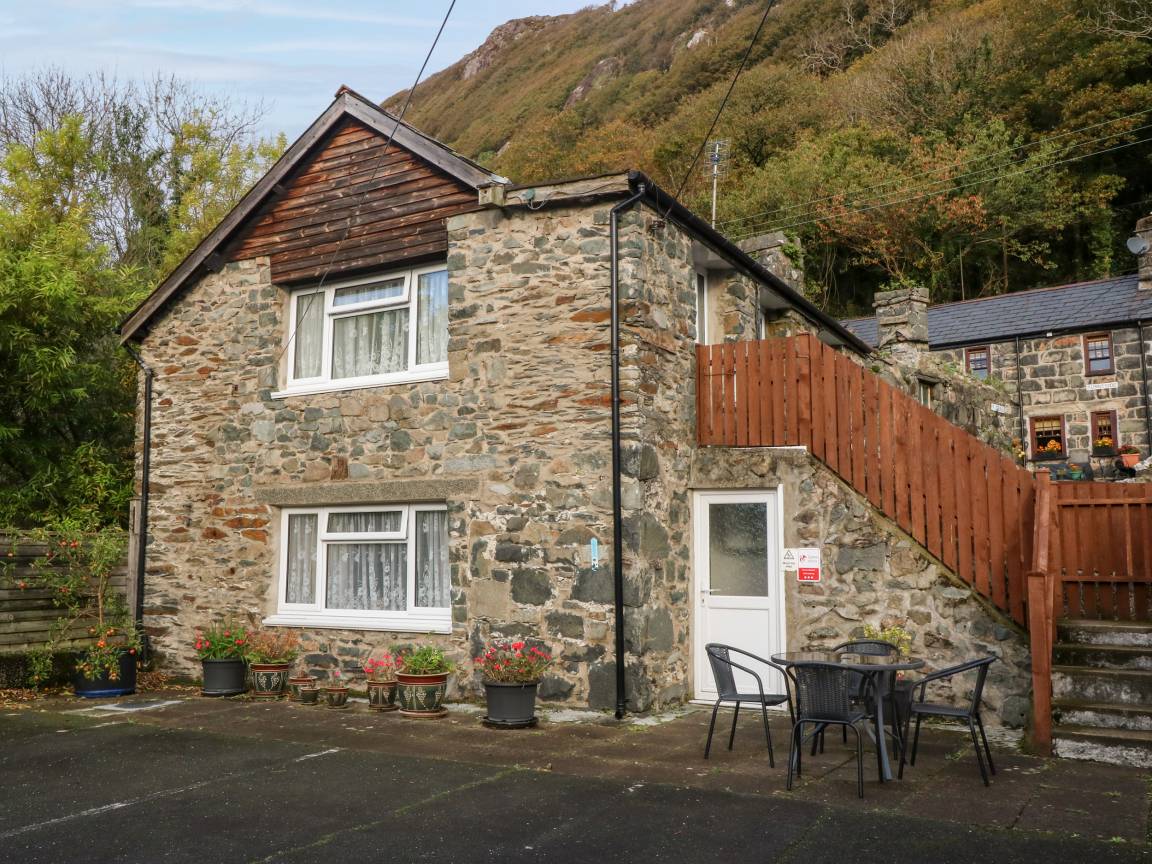Cottage ∙ 2 Bedrooms ∙ 4 Guests - Portmeirion