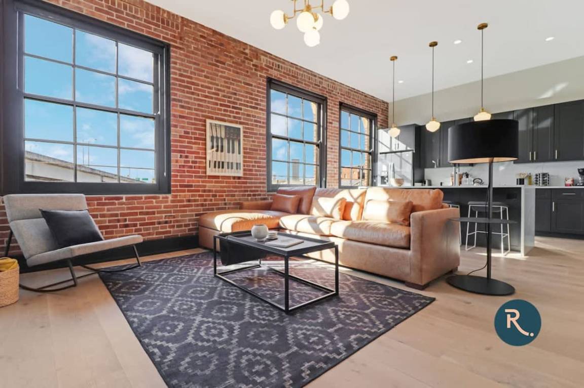 Apartment ∙ 4 Bedrooms ∙ 12 Guests - New Orleans, LA