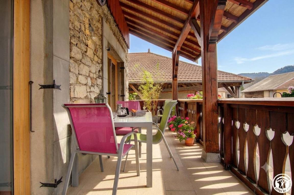 127 M² Gîte ∙ 3 Chambres ∙ 8 Personnes - Nantua