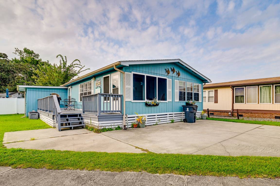 83 M² House ∙ 3 Bedrooms ∙ 8 Guests - Garden City, SC