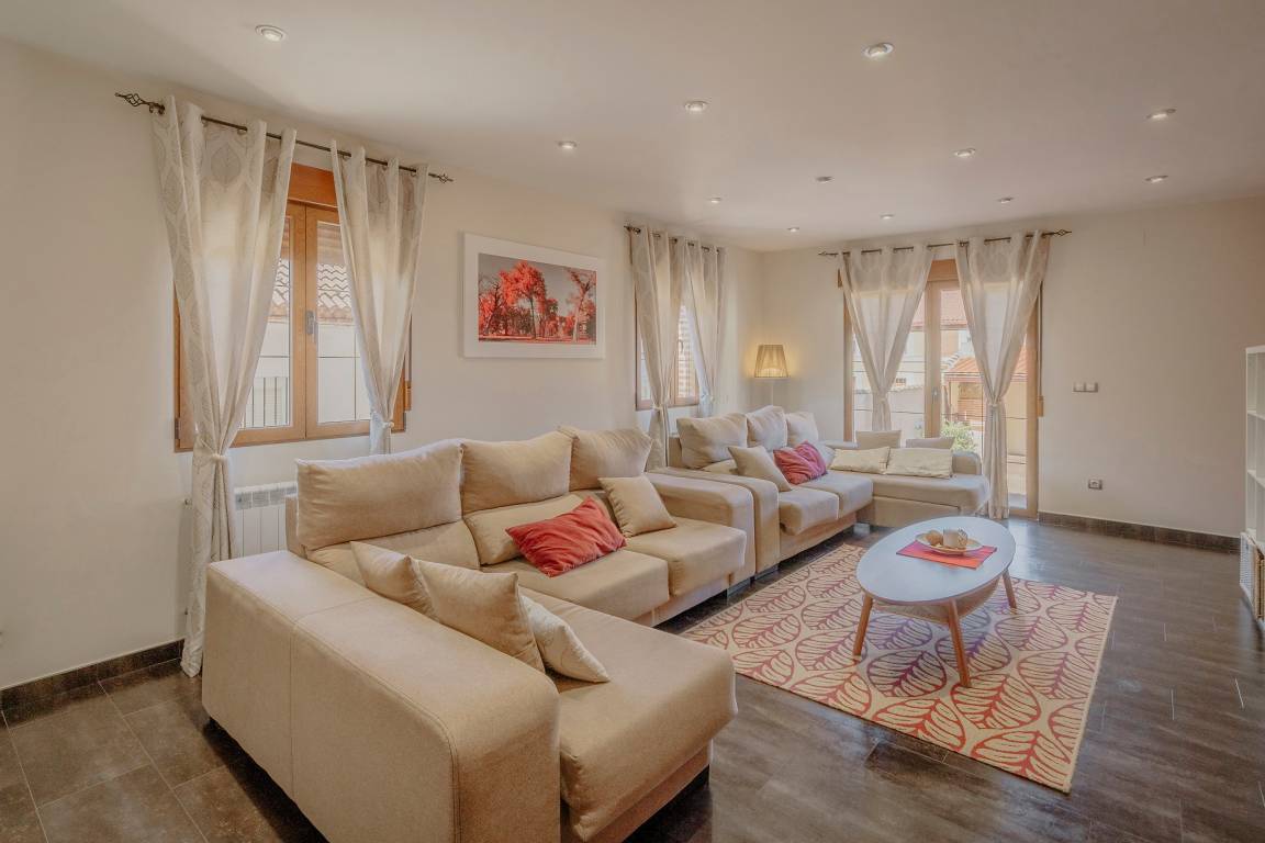 263 M² House ∙ 4 Bedrooms ∙ 12 Guests - Coca