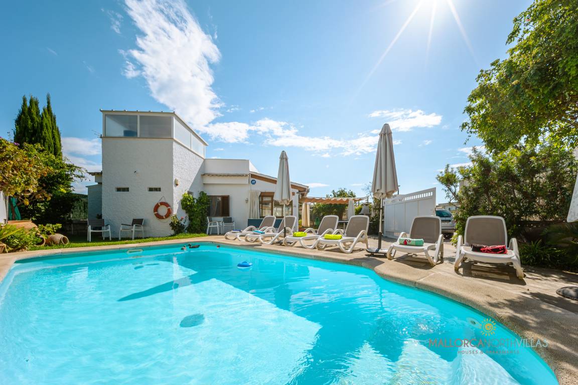 86 M² Chalet ∙ 3 Habitaciones ∙ 6 Huéspedes - Alcudia