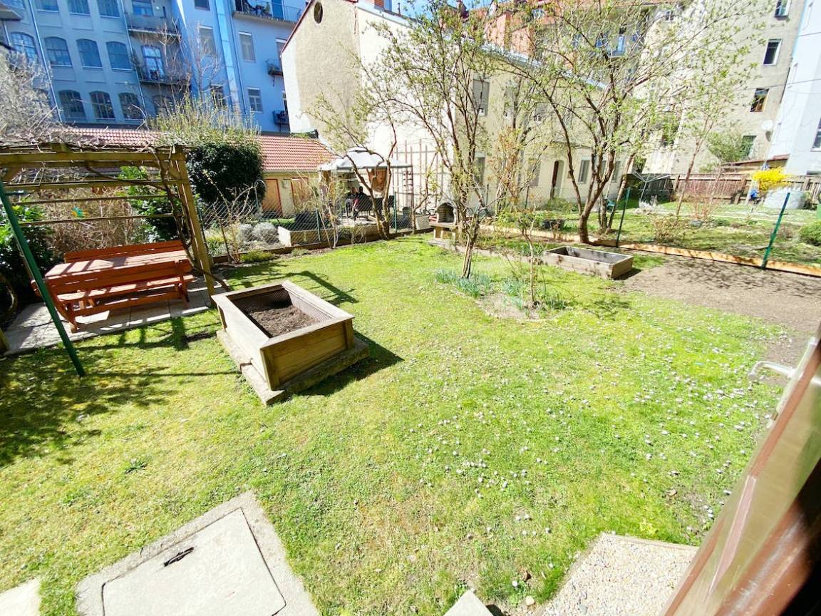 87 M² Private Room ∙ 1 Bedroom ∙ 1 Guest - Graz