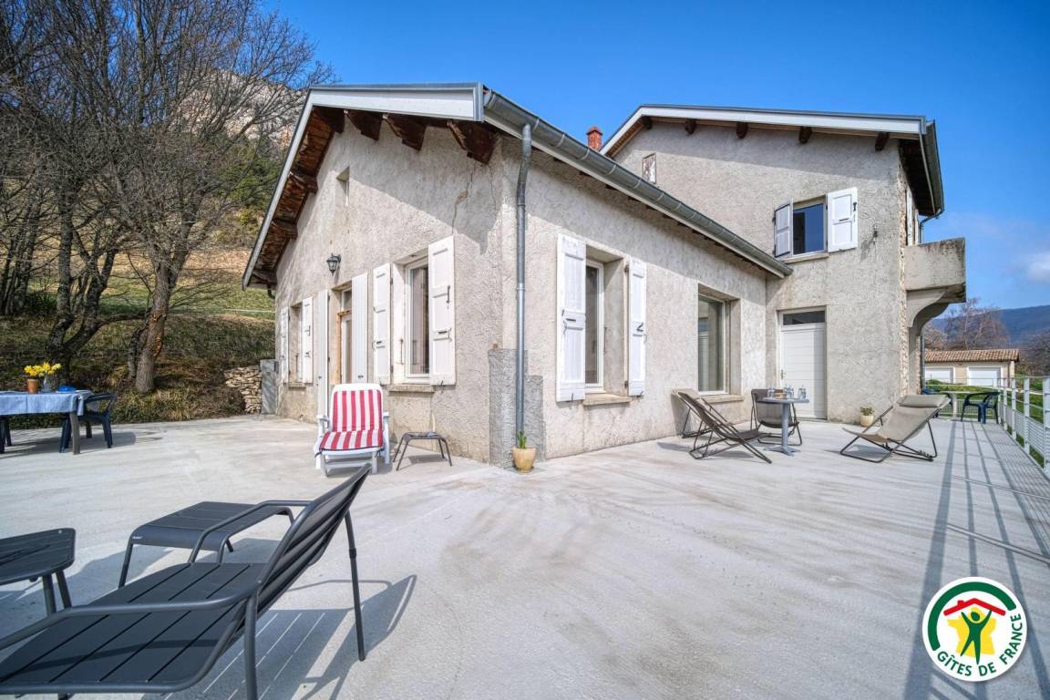 150 M² Gîte ∙ 3 Slaapkamers ∙ 6 Gasten - Drôme