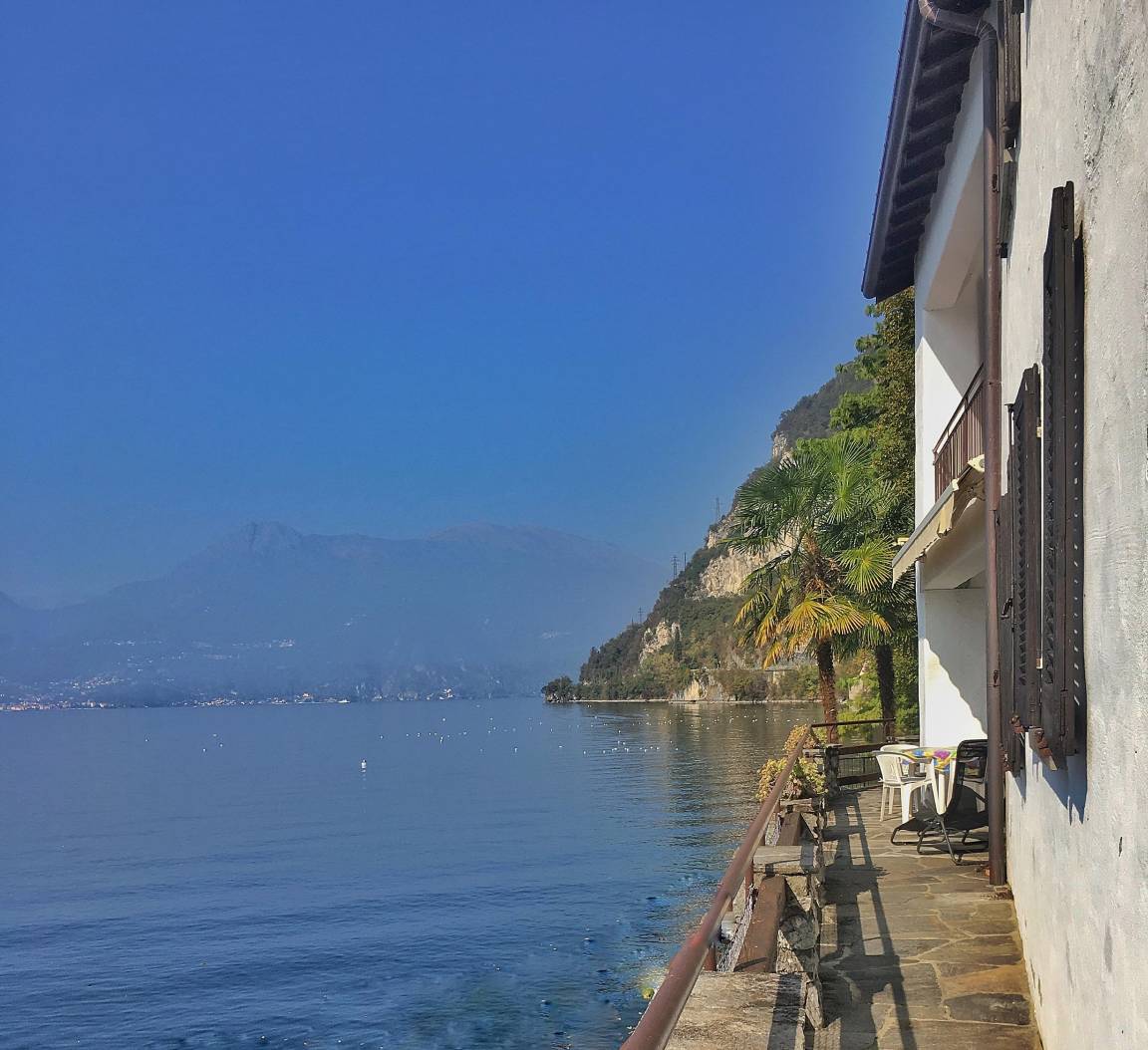 200 M² Villa ∙ 3 Slaapkamers ∙ 5 Gasten - Bellano
