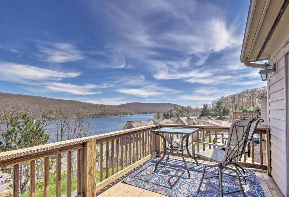 139 M² Apartment ∙ 2 Bedrooms ∙ 6 Guests - Oakland, MD