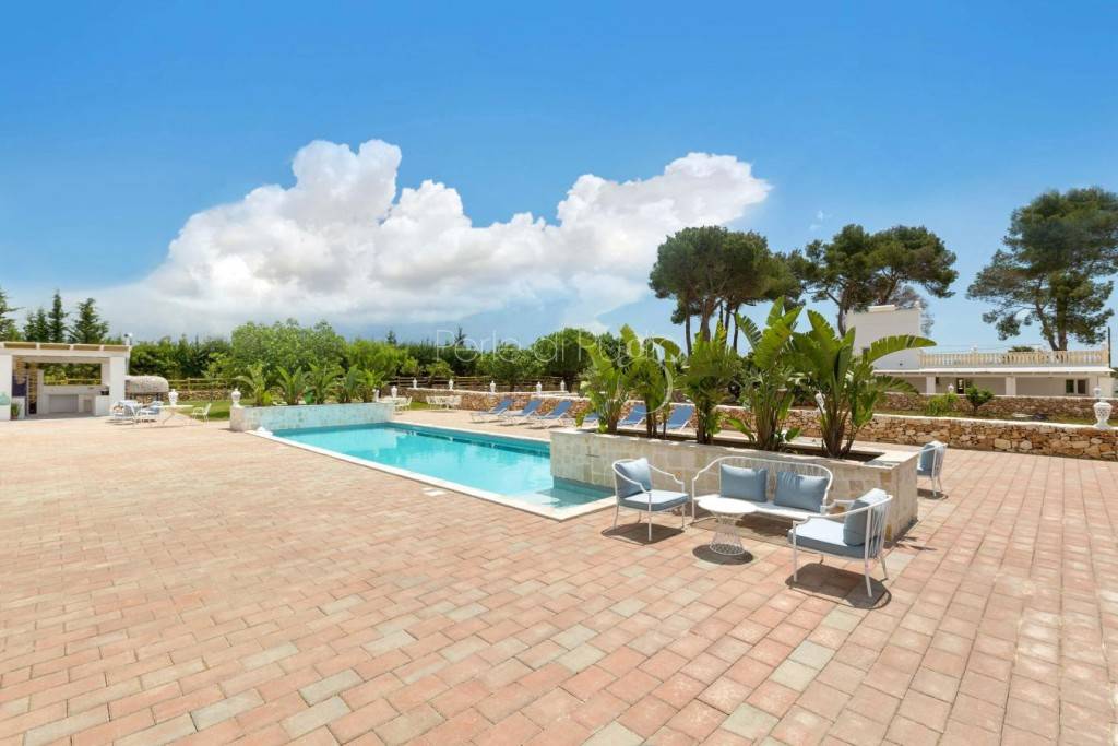 280 M² Farmhouse ∙ 5 Bedrooms ∙ 12 Guests - Apulia
