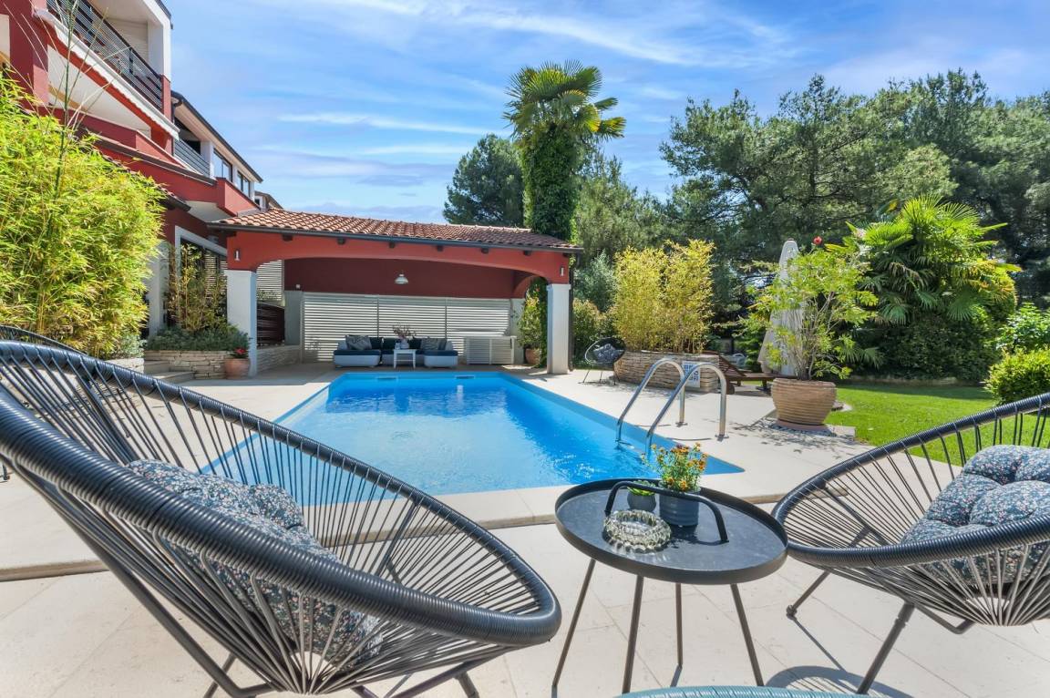 100 M² Apartment ∙ 2 Bedrooms ∙ 6 Guests - Rovinj