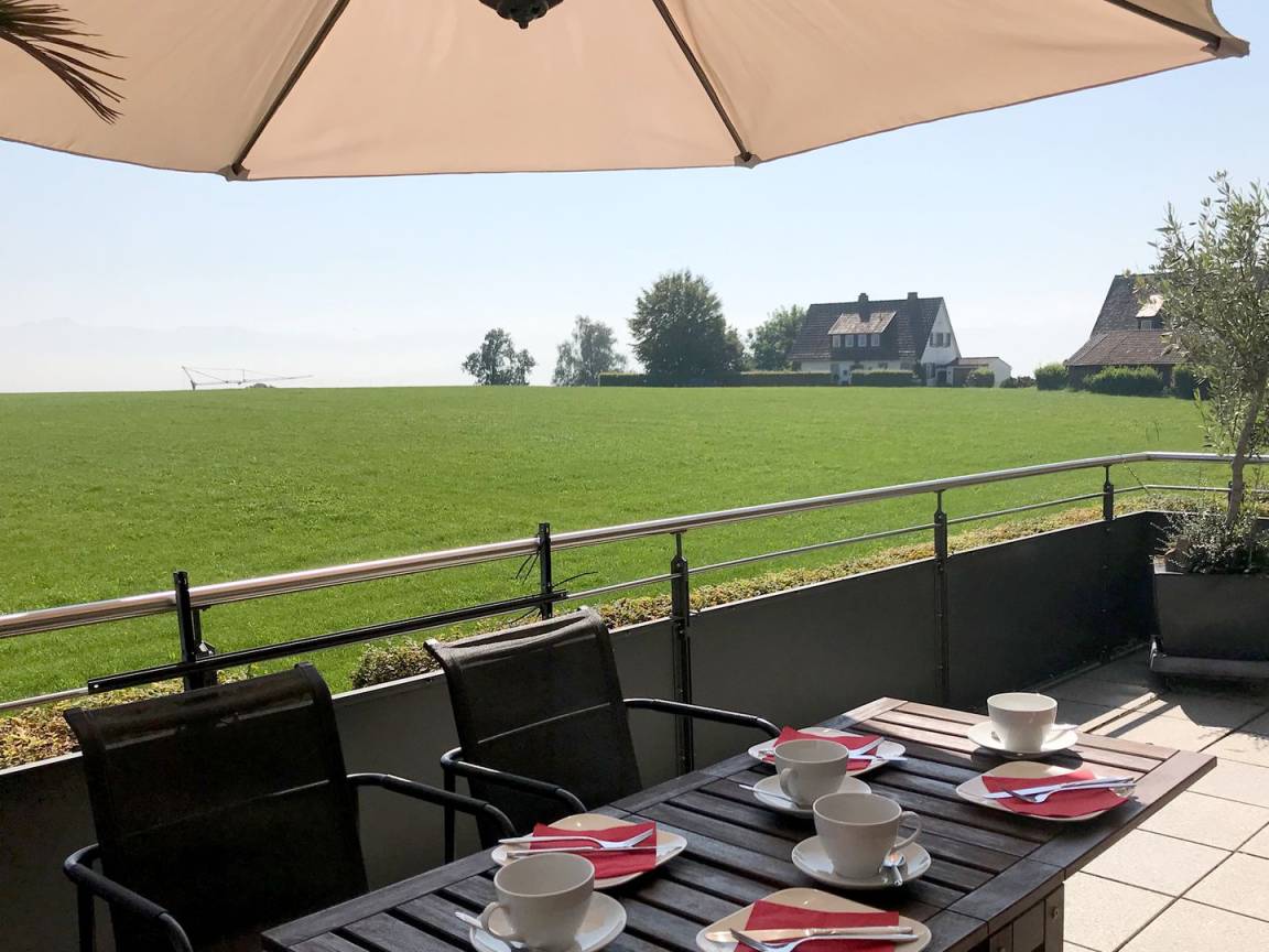 113 M² Apartamento ∙ 2 Habitaciones ∙ 4 Huéspedes - Friedrichshafen