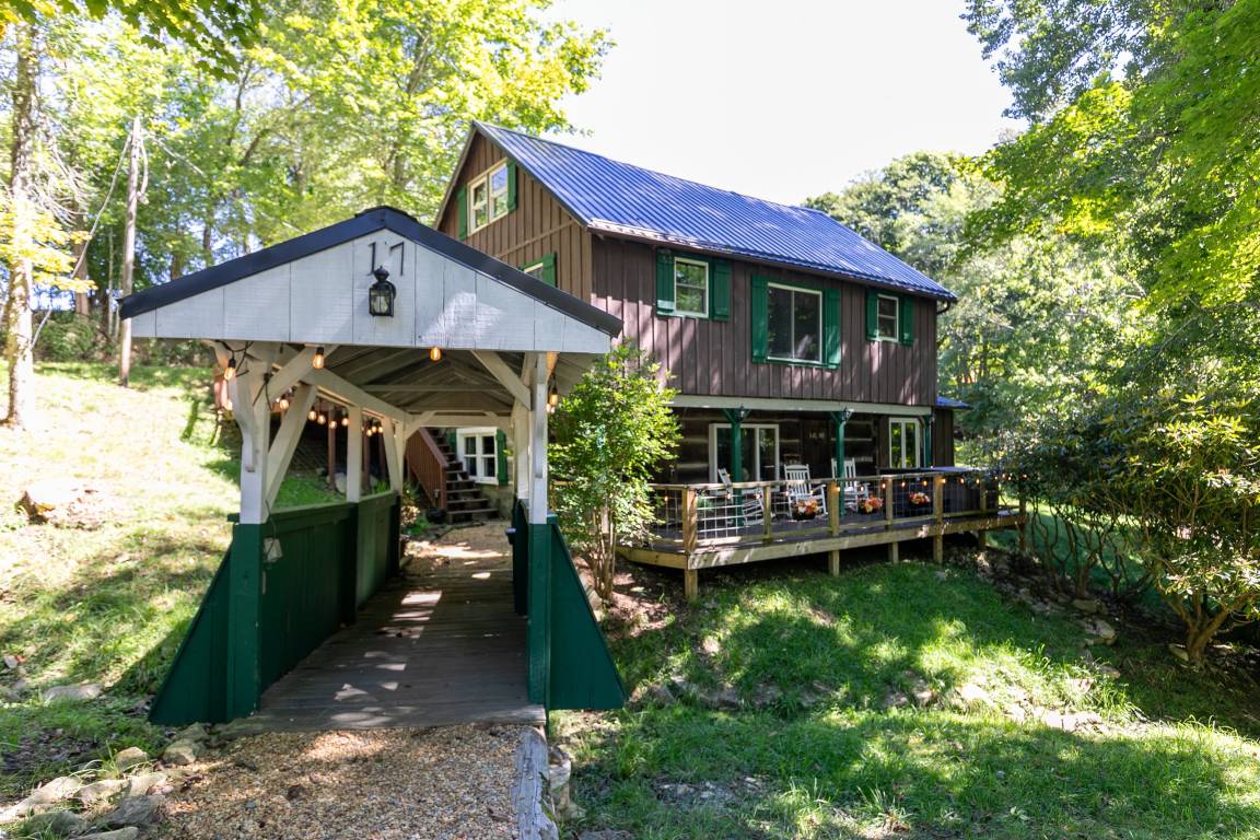 Hütte ∙ 3 Schlafzimmer ∙ 8 Gäste - Beech Mountain, NC