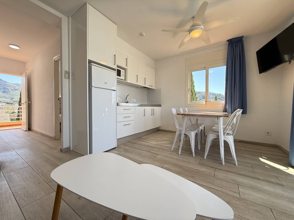 65 M² Ferienwohnung ∙ 2 Schlafzimmer ∙ 6 Gäste - El Port de la Selva