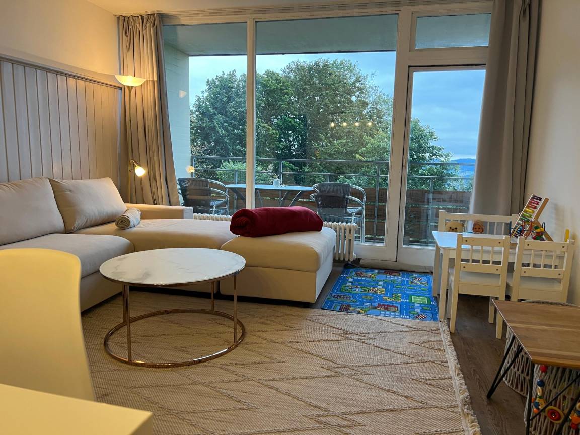 53 M² Ferienwohnung ∙ 1 Schlafzimmer ∙ 5 Gäste - Freyung