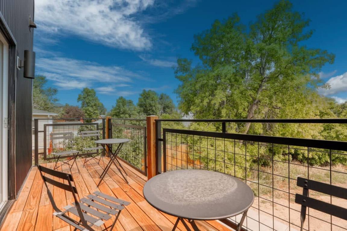 Apartment ∙ 3 Bedrooms ∙ 7 Guests - Wyoming