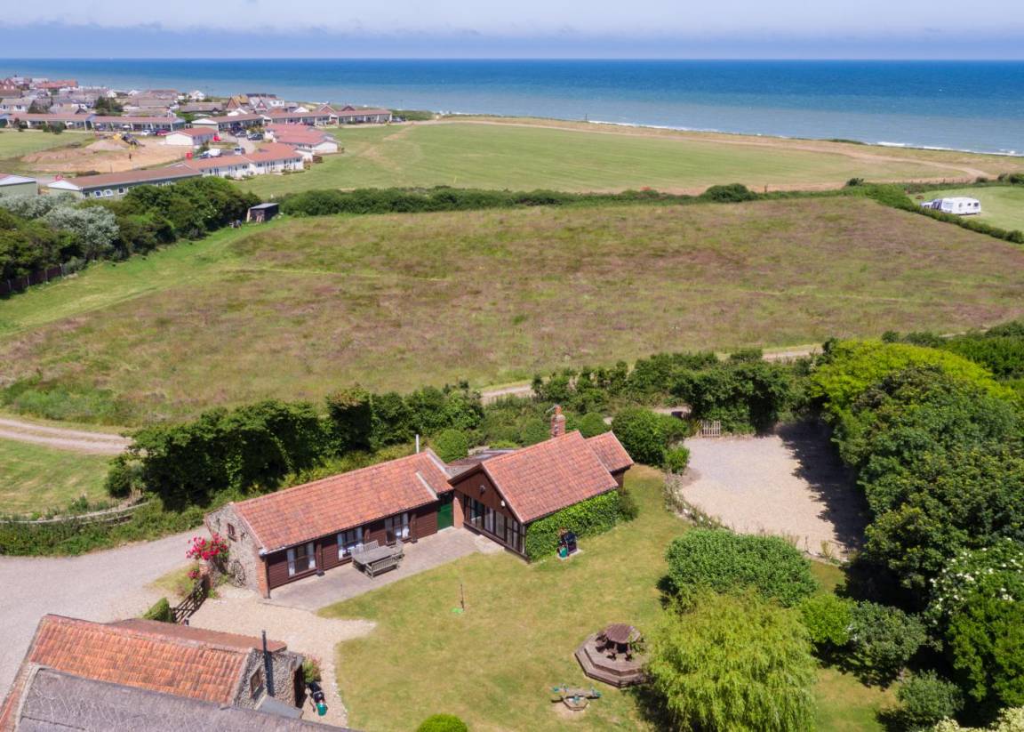 Cottage ∙ 3 Bedrooms ∙ 6 Guests - Mundesley