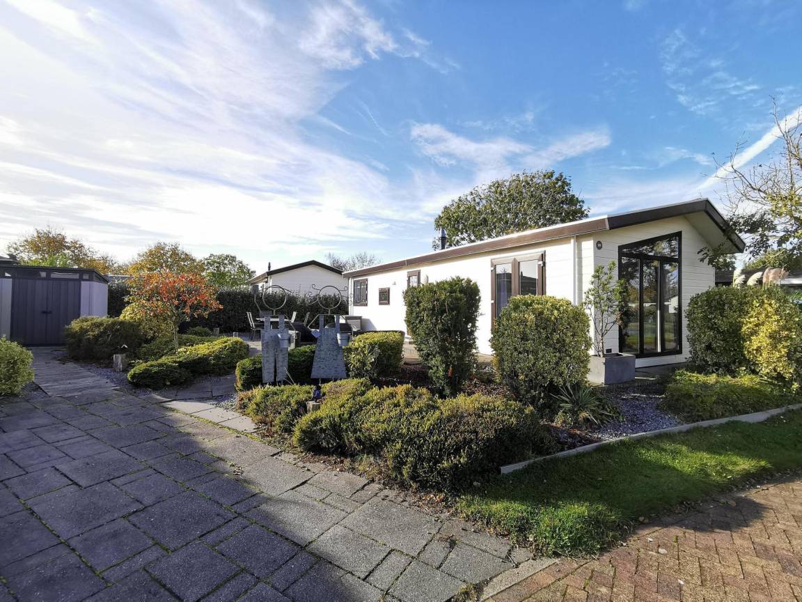 Bungalow ∙ 2 Bedrooms ∙ 5 Guests - Egmond aan Zee