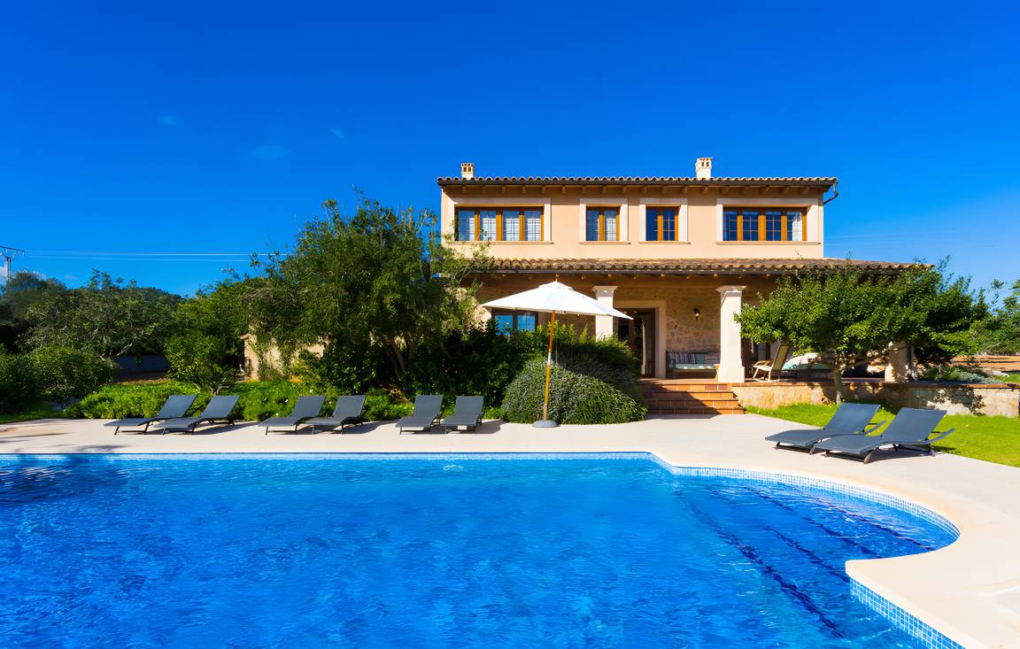 350 M² Casa De Campo ∙ 4 Habitaciones ∙ 8 Huéspedes - Cala Millor