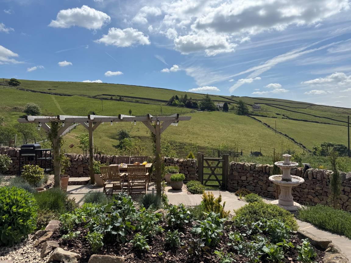 Cottage ∙ 2 Bedrooms ∙ 3 Guests - Macclesfield