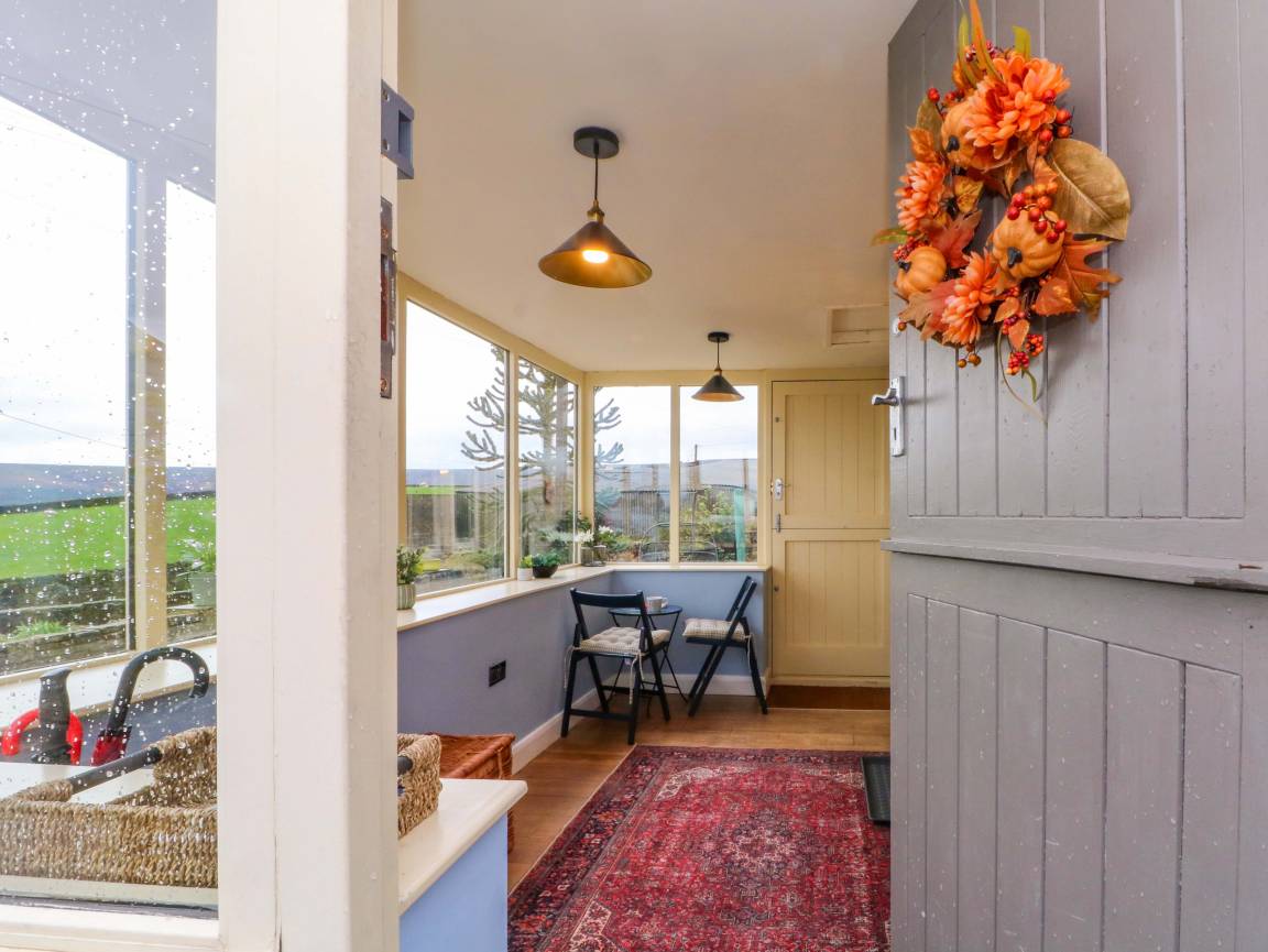 Cottage ∙ 4 Bedrooms ∙ 7 Guests - Holmfirth