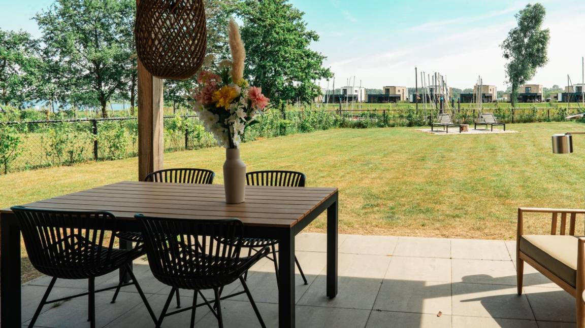 125 M² Villa ∙ 3 Bedrooms ∙ 6 Guests - Roermond