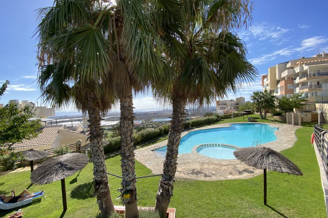 45 M² Apartamento ∙ 2 Habitaciones ∙ 4 Huéspedes - Jijona