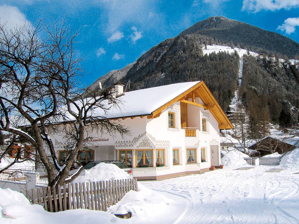 118 M² Apartment ∙ 4 Bedrooms ∙ 11 Guests - Nauders