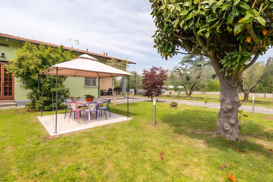 140 M² Apartamento ∙ 3 Habitaciones ∙ 6 Huéspedes - Lucques