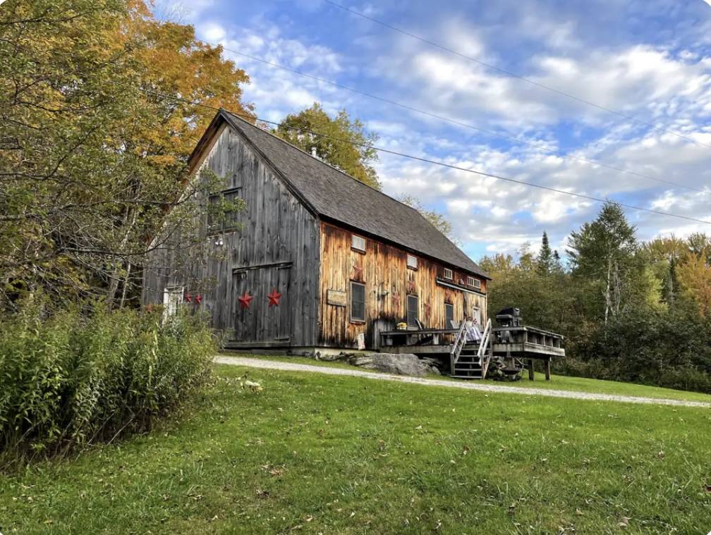 Cabin ∙ 1 Bedroom ∙ 10 Guests - New England